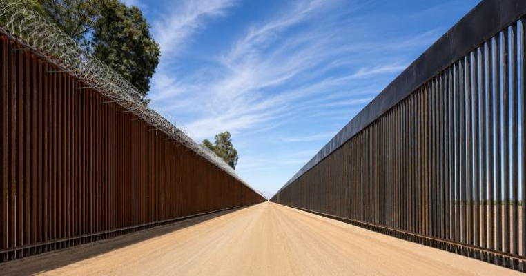 El Centro Secondary Barrier Construction Update | News ...