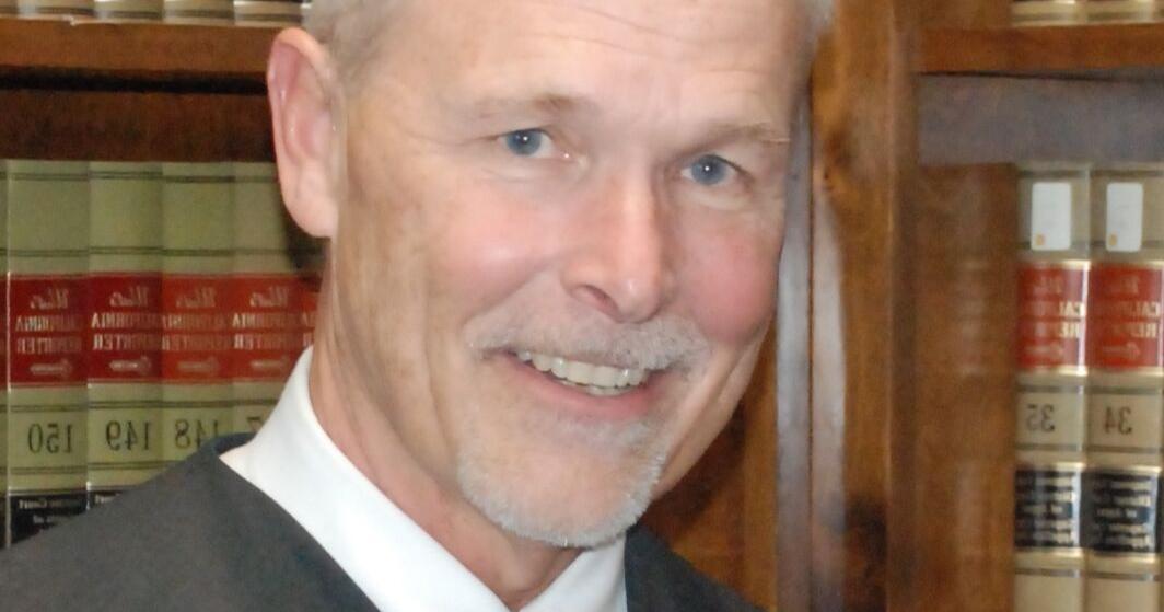 Judge Jeffrey Jones seeks re-election | News | thedesertreview.com
