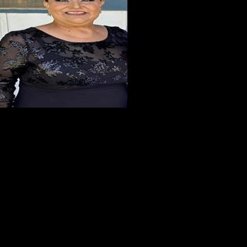 Elisa Kelly | Life Tributes | thedesertreview.com