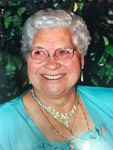 Mary Frances Scoggin | Life Tributes | thedesertreview.com