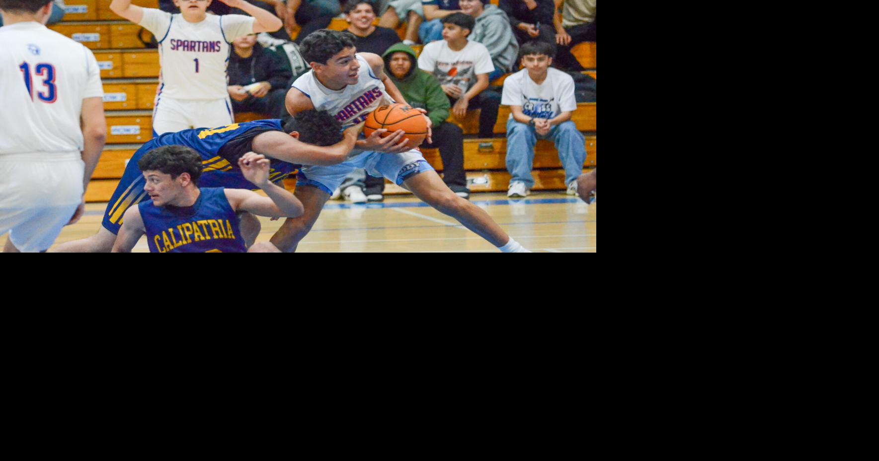 Spartans storm against Hornet swarm | Sports | thedesertreview.com