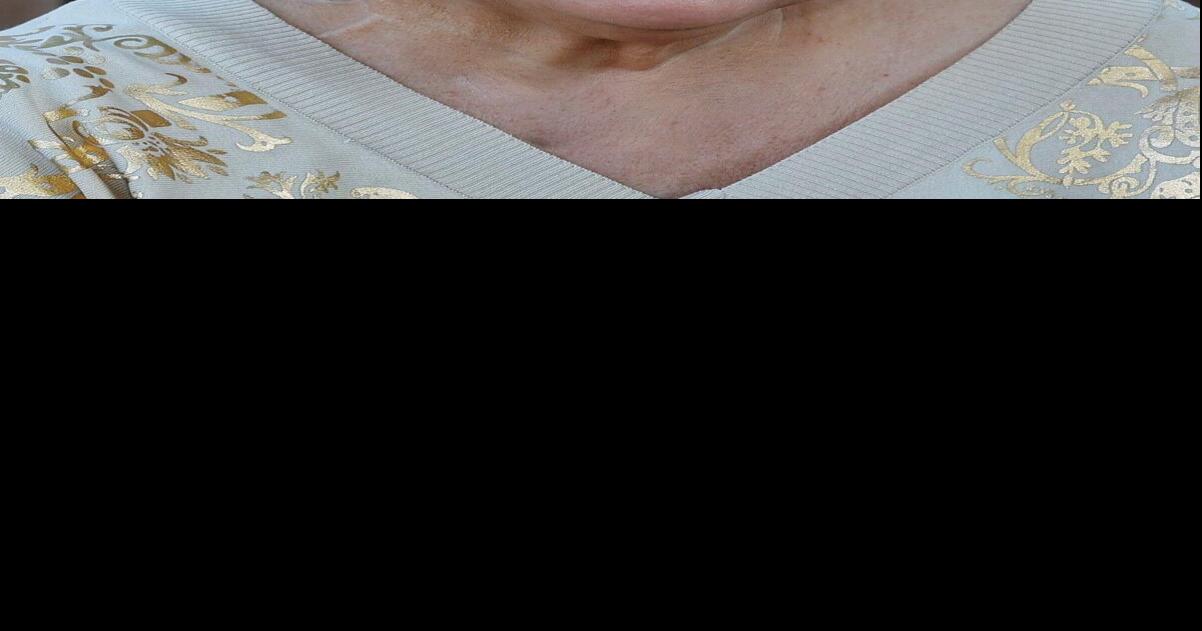 Esther Delgado Quesada | Life Tributes | thedesertreview.com