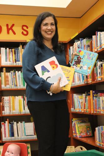 Legaspi mothers the Camarena Memorial Library | News | thedesertreview.com