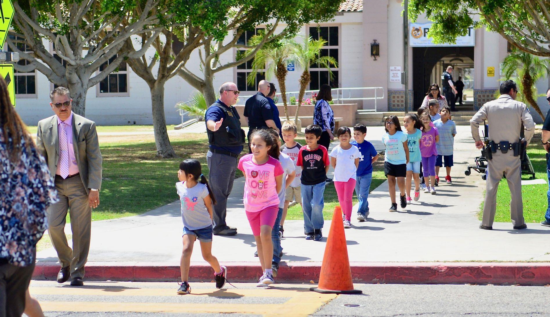 Witter Elementary School evacuated due to threat of intruder | Local ...