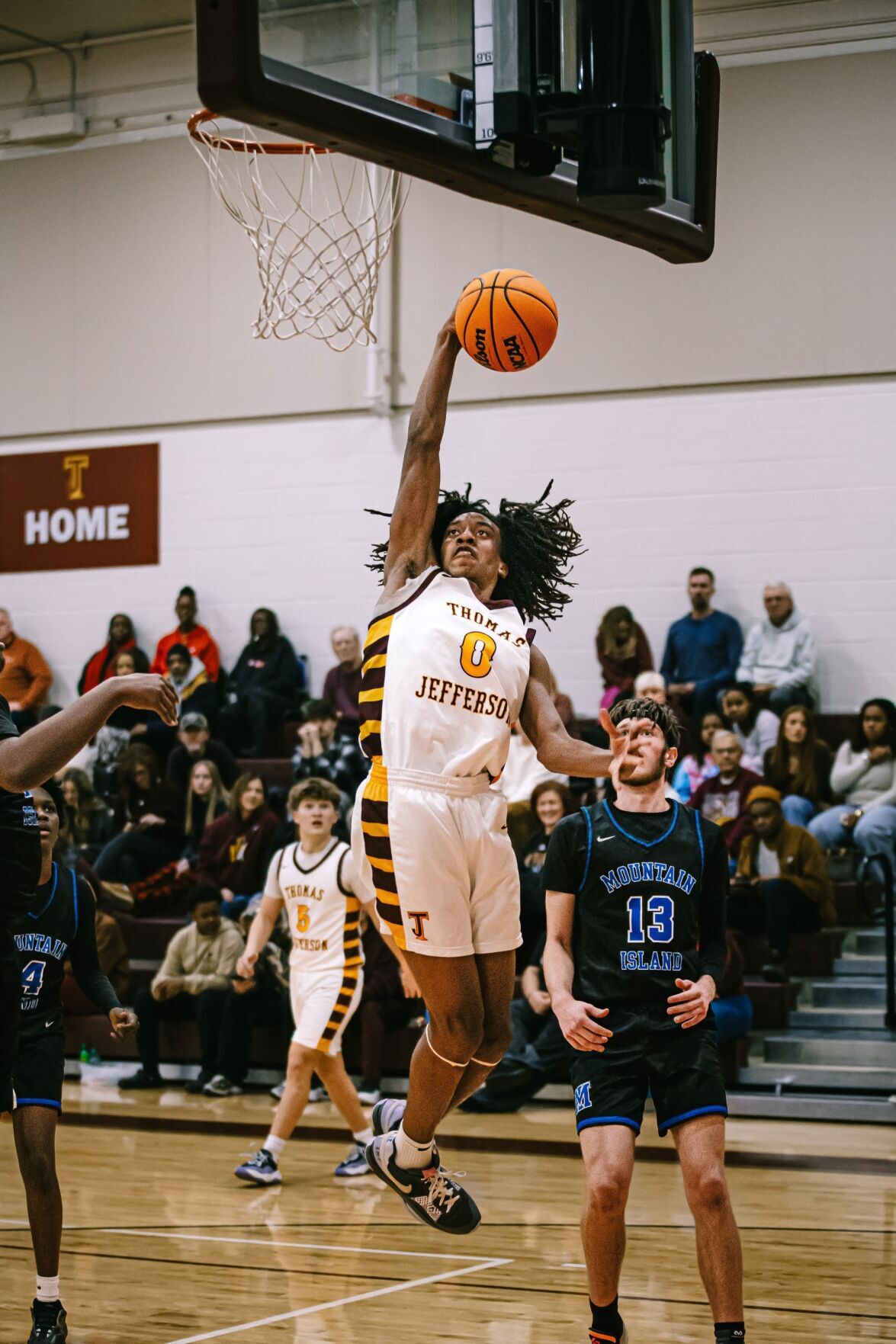 Gryphons get much-needed win | Archives | thedigitalcourier.com