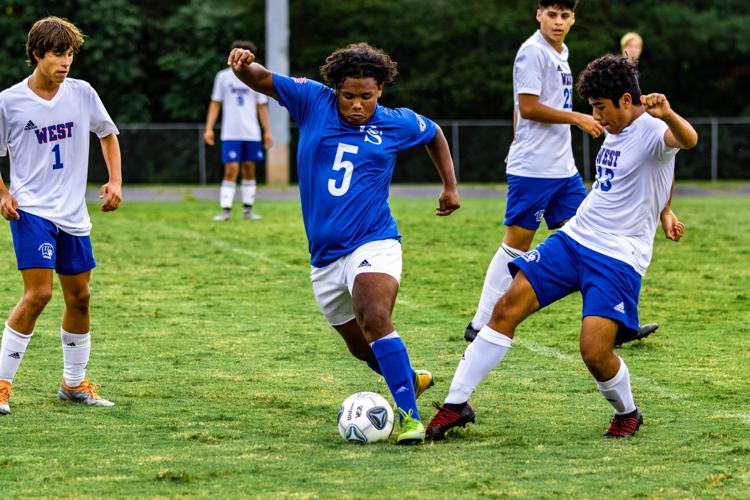 Falcons' speed proves too much for Hilltoppers | Sports ...