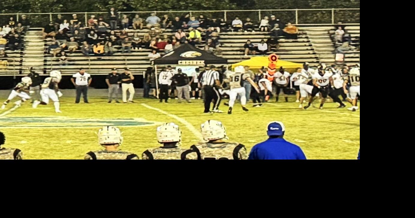 Chesnee slips past R-S Central 28-24 | Sports | thedigitalcourier.com