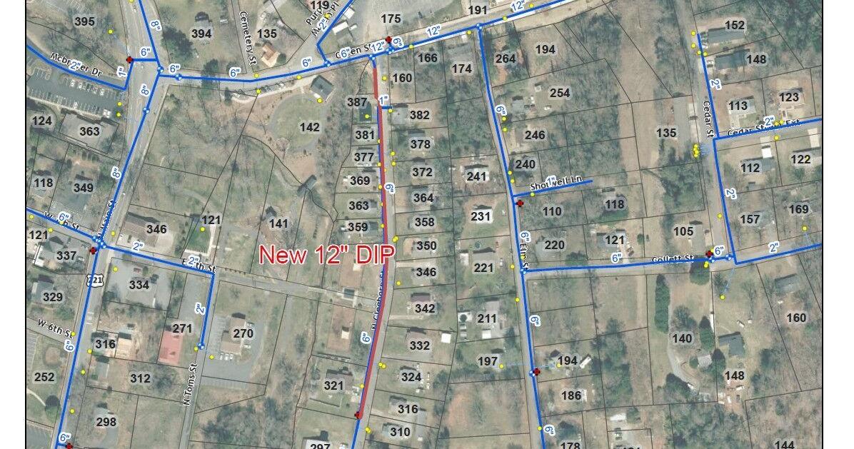 Water line work on N. Cleghorn St. | Archives | thedigitalcourier.com