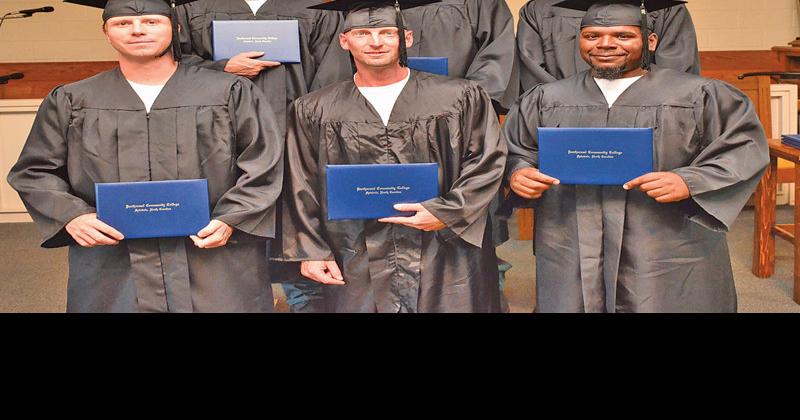 Six inmates graduate with GEDs | News | thedigitalcourier.com