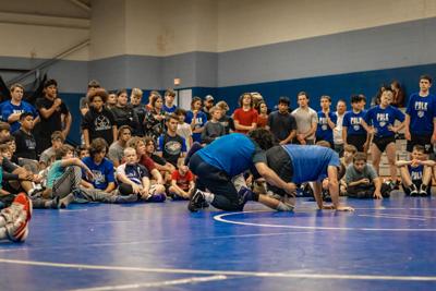 R-S Central hosts wrestling clinic | Sports | thedigitalcourier.com