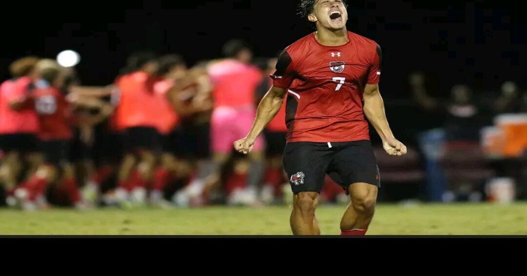 Gardner Webb soccer stuns Wake Forest | Sports | thedigitalcourier.com