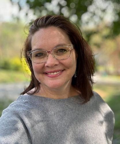 Pinnacle Elementary teacher earns Kenan Fellowship; Meta support boosts ...