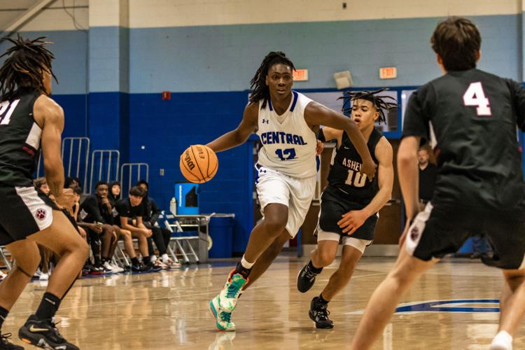 Hilltoppers start season on a high note | Sports | thedigitalcourier.com