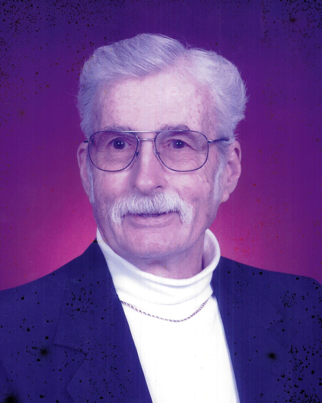 Tom Marlowe | Archives | thedigitalcourier.com