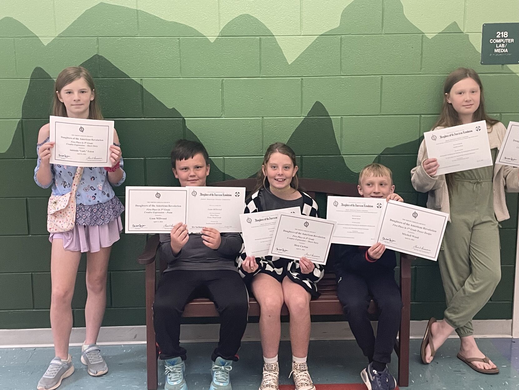 Five students recognized by Daughters of the American Revolution ...