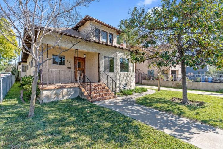 Spacious R2 zoned home & pool in Highland Park ready for your ...