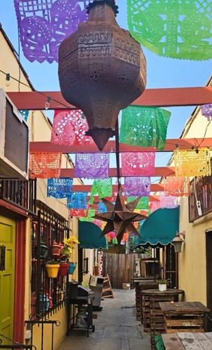Colorful Courtyard in East Los Angeles | East LA News | theeastsiderla.com