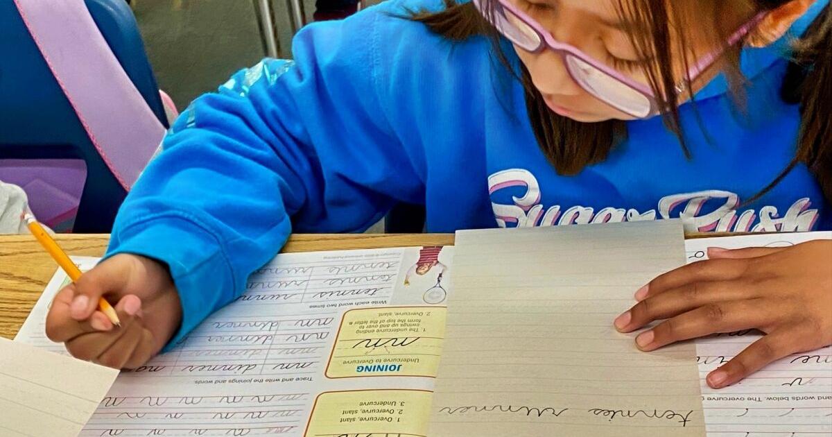 Cursive Revival: Students Master Handwriting | Schools | theeastsiderla.com