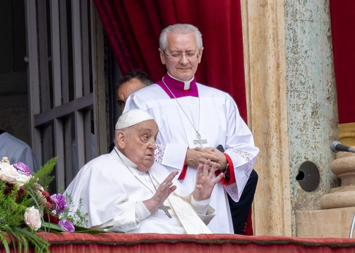 Pope on Easter: Jesus' resurrection makes Christians pilgrims of hope ...