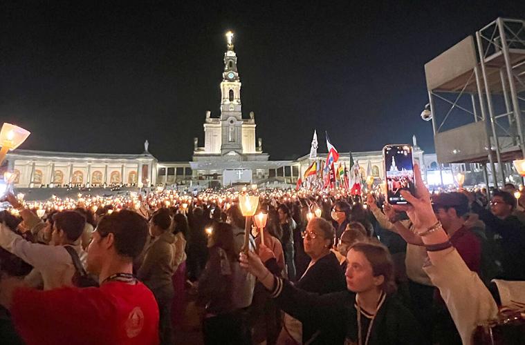 Excited Diocesan pilgrims take on World Youth Day | Venice ...