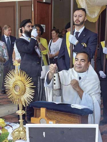 Outdoor processions mark solemnity of Corpus Christi | Miami ...
