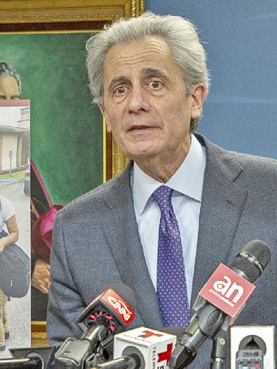 Todos deberíamos llorar | La Voz Católica | thefloridacatholic.org