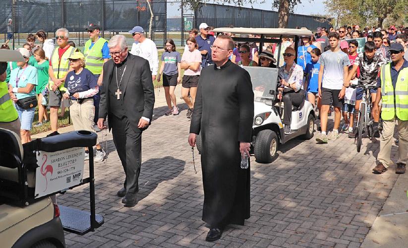 Standing for life | Venice | thefloridacatholic.org