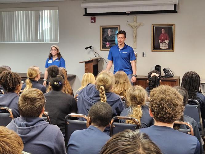 More than 600 participate in NET retreats | Venice | thefloridacatholic.org