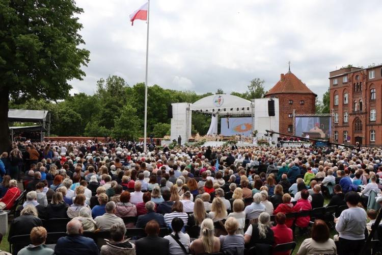 Polish nuns beatified for heroic witness amid wartime horror | Vatican ...