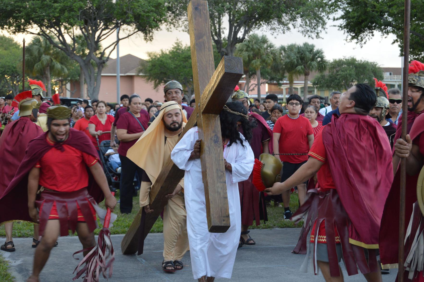 Living Stations of the Cross | Palm Beach | thefloridacatholic.org