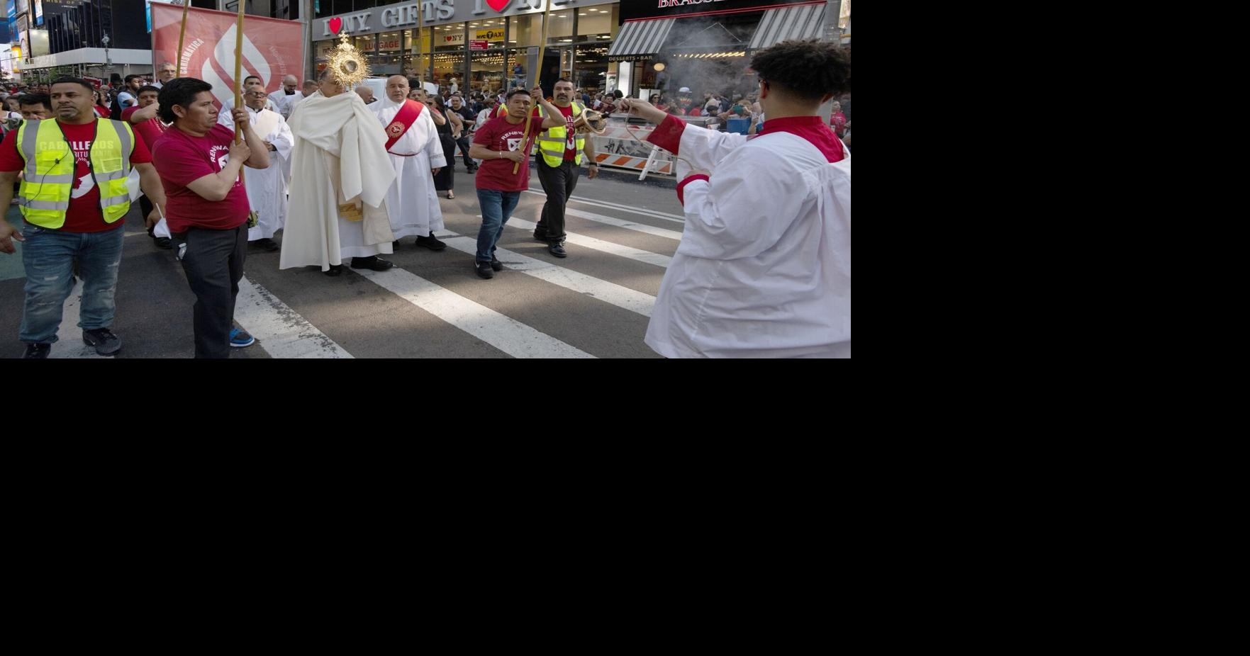 Processions' public witness expresses National Eucharistic Revival's ...