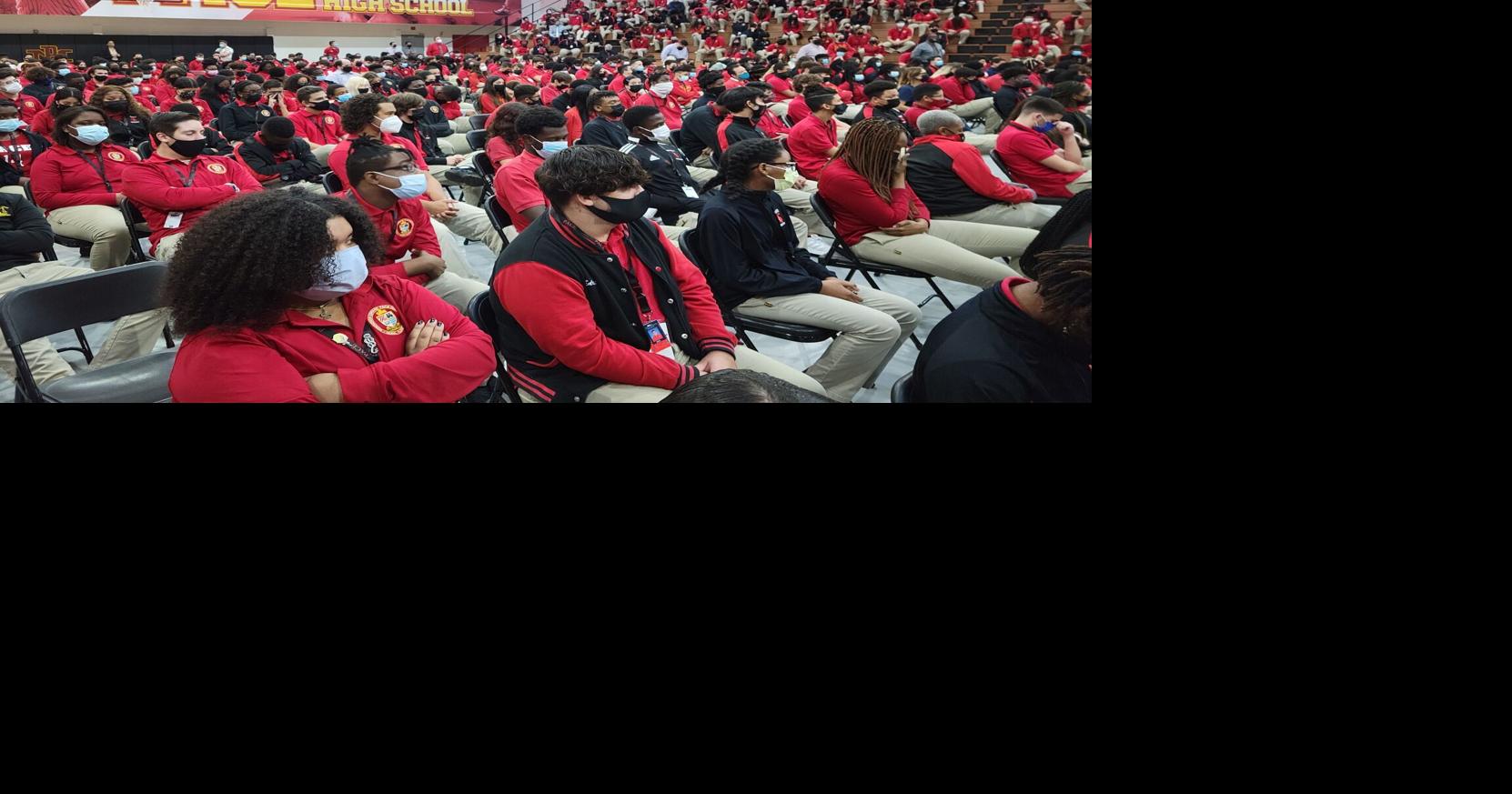 Msgr. Edward Pace High celebrates 60th | Miami | thefloridacatholic.org