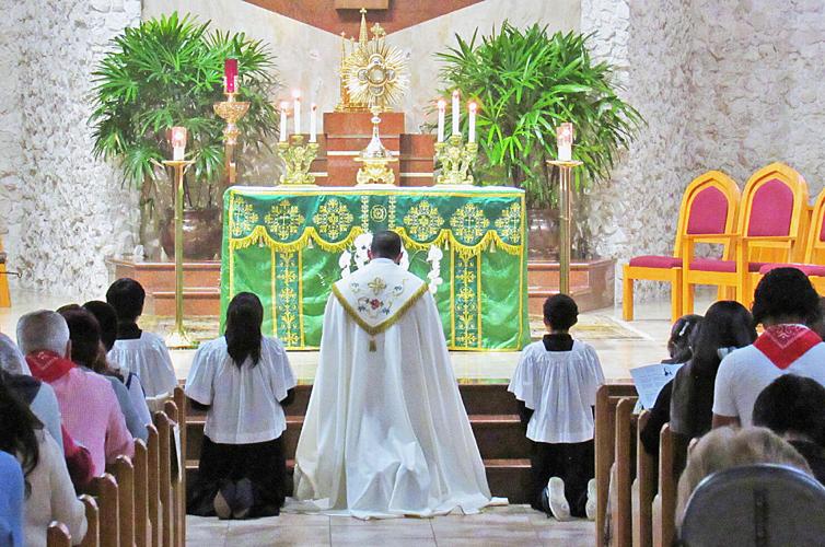 Holy Hours are a beautiful experience for family | Palm Beach ...