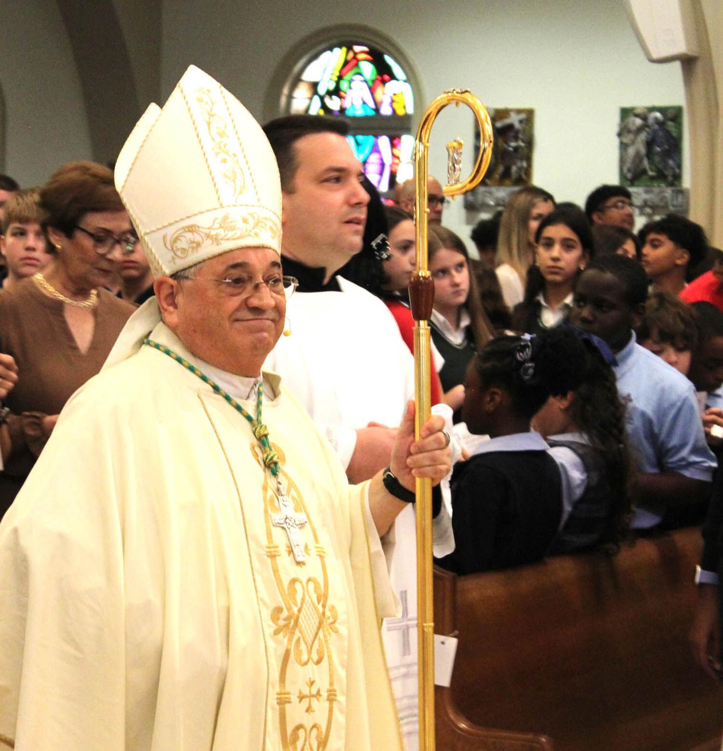 All-schools Mass affirms Catholic identity, mission | Miami ...