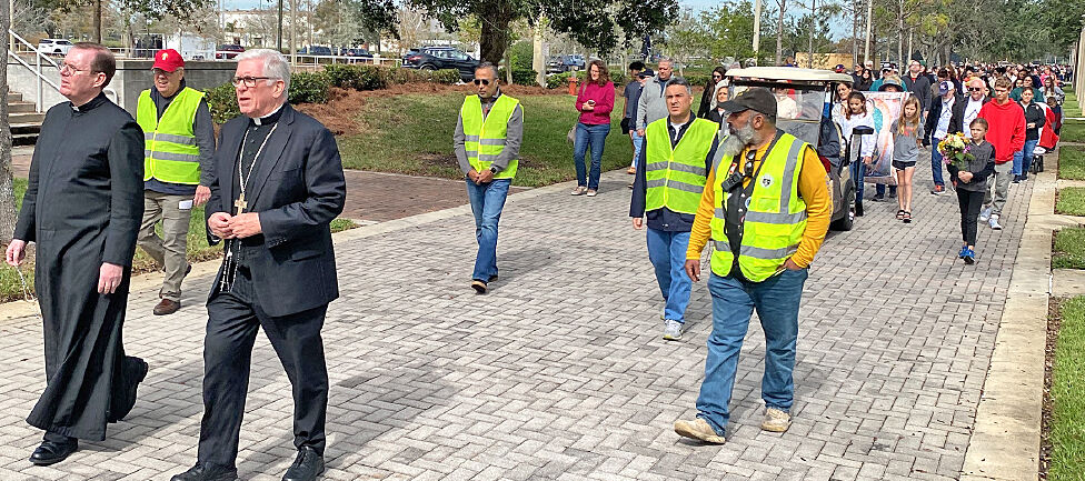 Carrying Pro-Life message into the world | Venice | thefloridacatholic.org