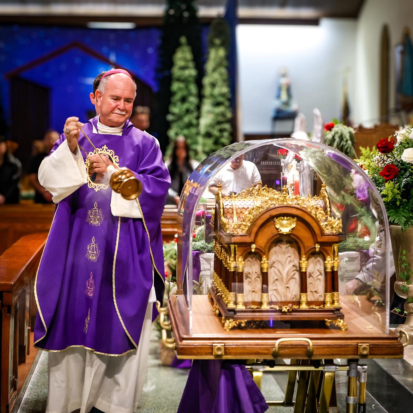 St. Therese relics conclude S. Fla. visit at Little Flower | Miami ...