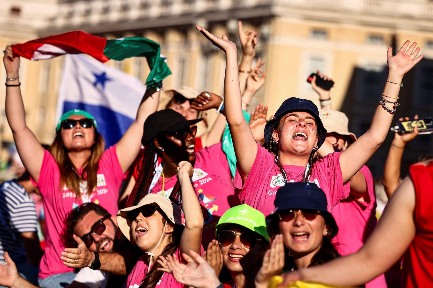 'Hope does not disappoint:' A Jubilee for the history books | Faith ...