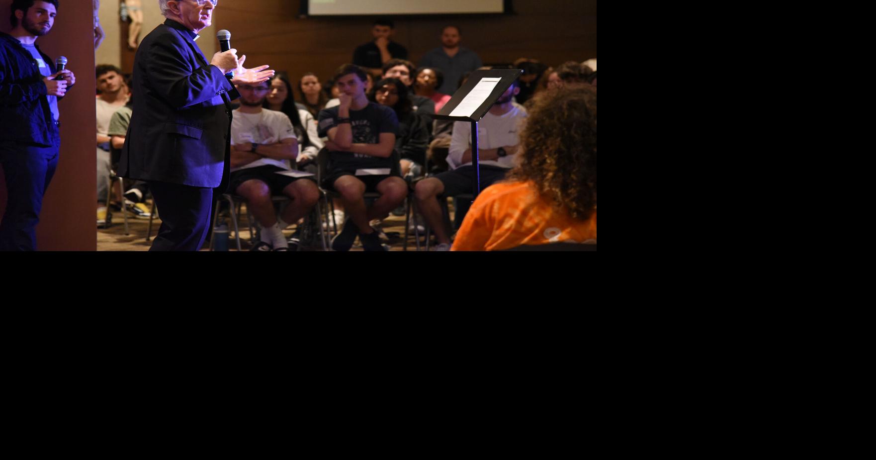 Bishop Noonan takes a ‘knight’ out | Orlando | thefloridacatholic.org