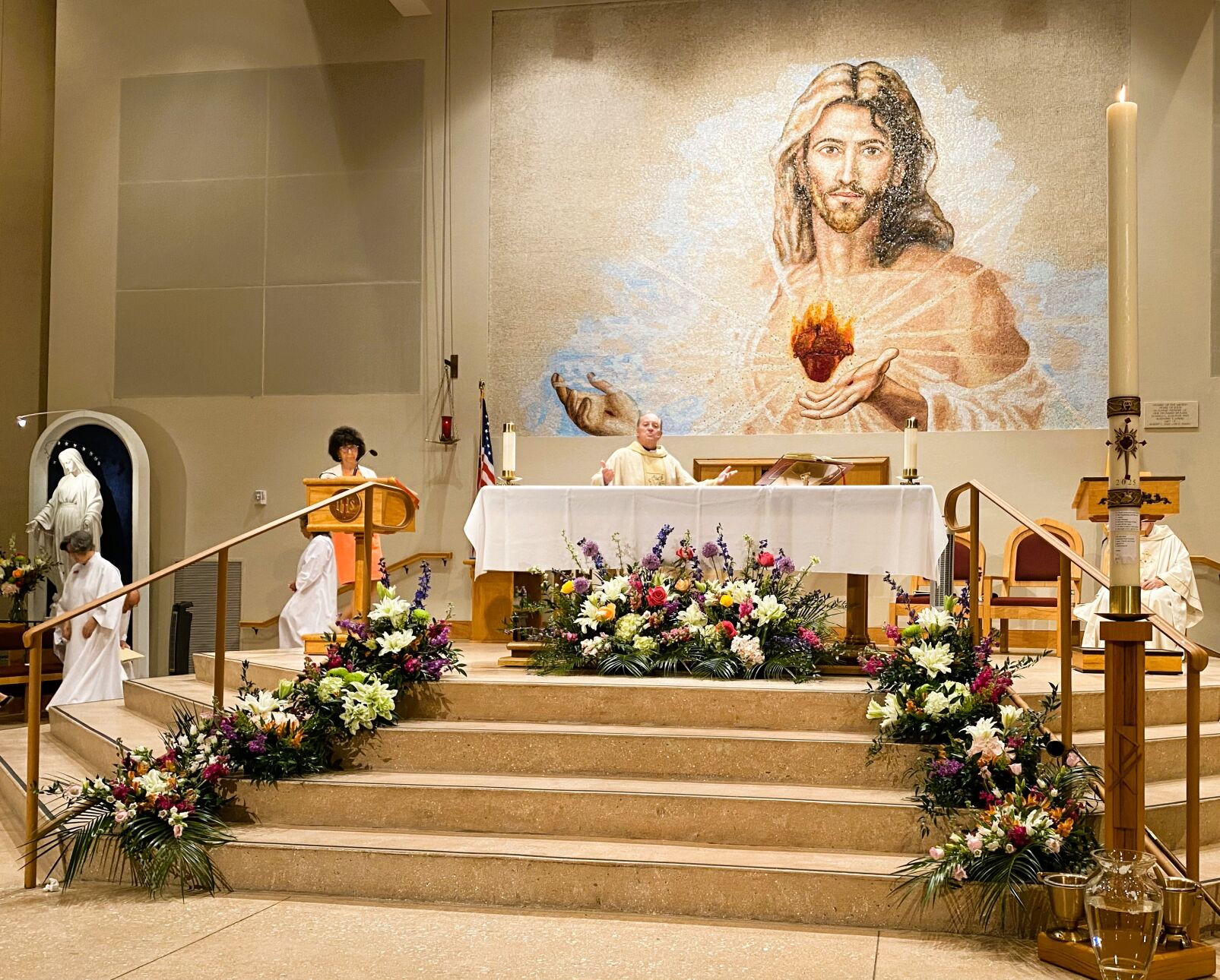June is dedicated to the Sacred Heart of Jesus | Dose of Faith ...