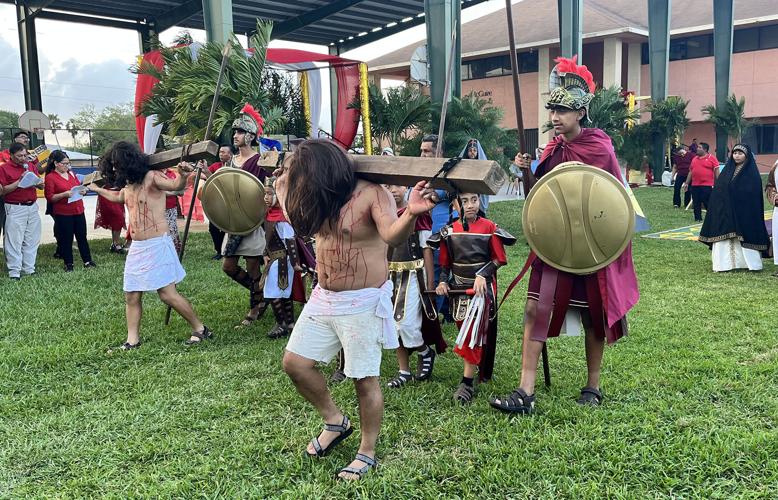 Living Stations of the Cross | Palm Beach | thefloridacatholic.org