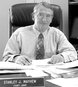 Judge Mayhew to retire | Local News | theflume.com
