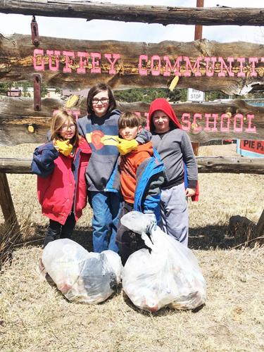 Guffey students make a difference on Earth Day | Local News | theflume.com