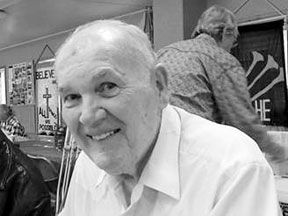 Kenneth R. “Kenn” Hicks | Obituaries | theflume.com