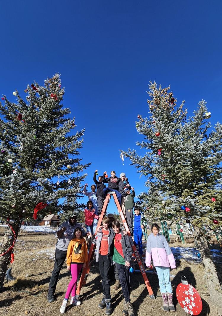 Annual Christmas event lights up Guffey Community School | Local News ...