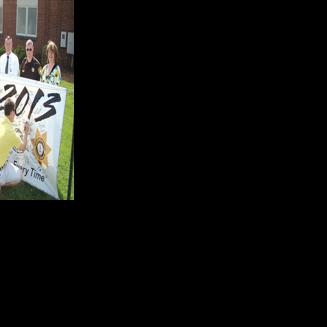 High school students sign safe PROM pledge