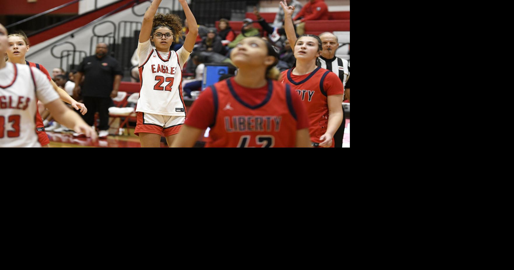 Lady Minutemen tame Eagles