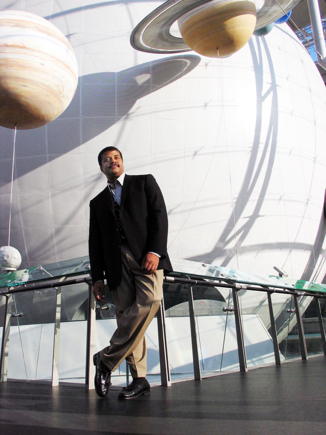 Sit down with astrophysicist Neil deGrasse Tyson on Jan. 21 | Festivals ...