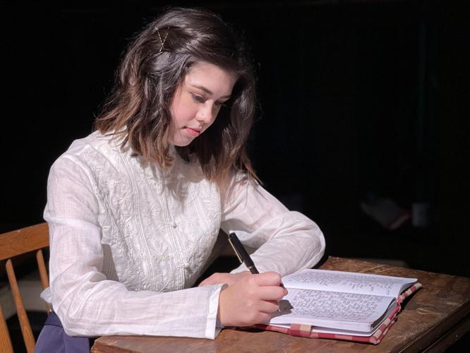 Stellar, poignant acting makes 'The Diary of Anne Frank' a must-see ...