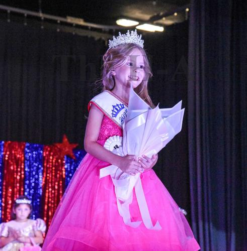 Kindergarten Pageant Contestants Take The Stage | Events ...