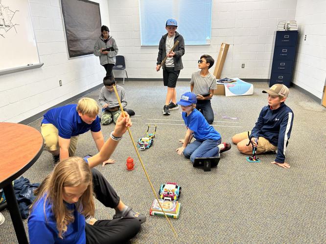 Robotic Revolution: Hardee Junior High Offers Robotics Class | News ...